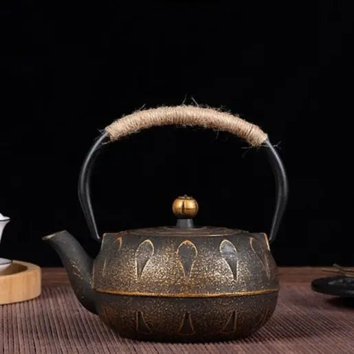 Théière Japonaise en Fonte Dorée Originale 600ML – Théière France